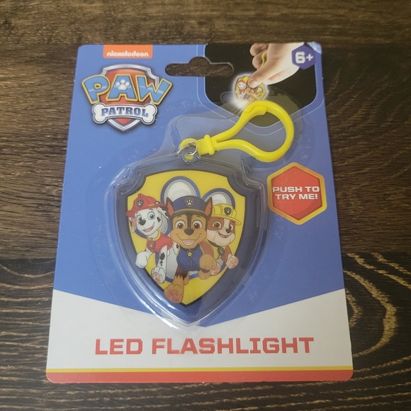 Paw Patrol | Accessories | 5 Paw Patrol Led Flashlight Mini Push ...